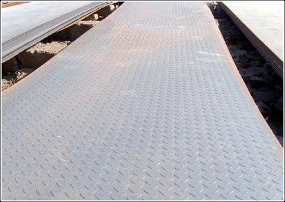 ASTM Q235b Carbon Steel Checkered Metal Plate for Non Slip Stair Treads