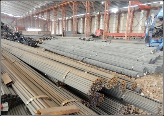 Low Carbon Black Deformed Steel Bars , 18mm HRBF335 Steel Reinforcing Rods