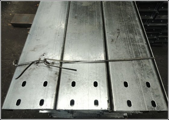 Industrial EN S235J2 C Shaped Galvanised Steel Channel for Structural Bracket