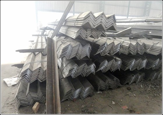 Structural Beam Mild Steel Angle Bar with Paint Coating Surface treatment