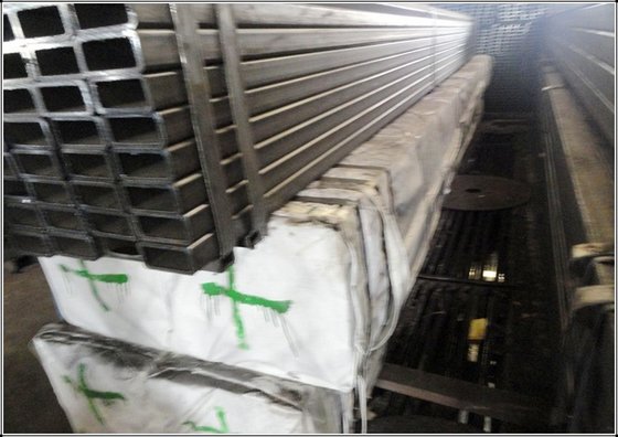 Drilling Hole Available Metal Square Tube for House Building / Pressure Container 20 *20*1.7mm
