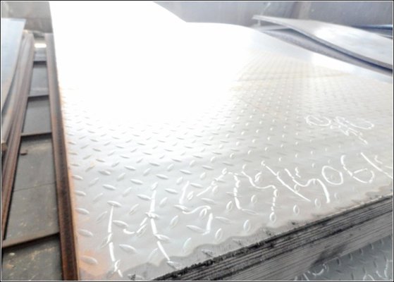 Carbon Steel ASTM Standard A36 Hot Rolled Checkered Steel Plate Cutting Available