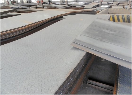 SS400 Checkered Steel Plate , Cutting Available Carbon Steel Sheet Metal