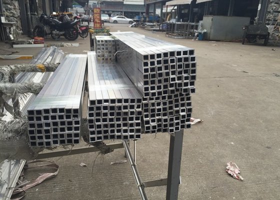 303 Grade Polished Surface Stainless Steel Rectangular Tubing High Soomthly