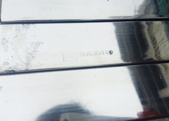 Hot Rolled Finished Stainless Steel Square Tube With Material Grade 304H