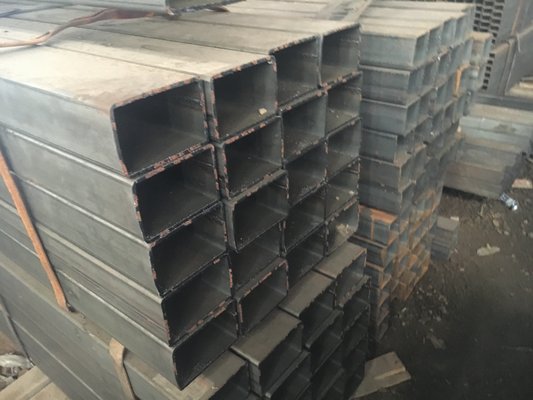 Hot rolled black iron Hollow tube 2M thick Q235 Construction material