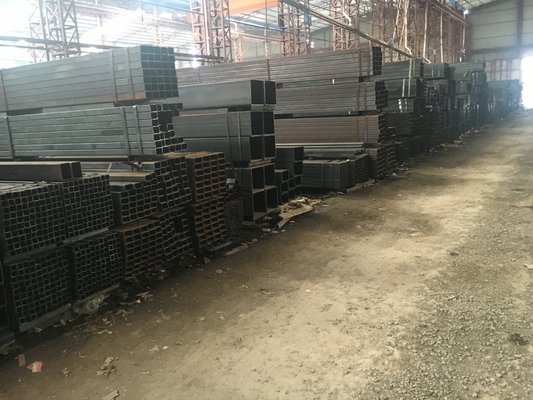 SGS certified Q345 Square Steel Pipe , Seamless S275JR Black Square Tubing