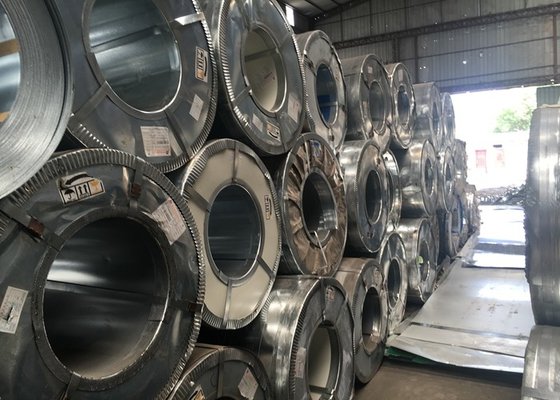 ASTM / JIS / GB / DIN Hot Rolled Plate Steel Coil with Galvanized Surface