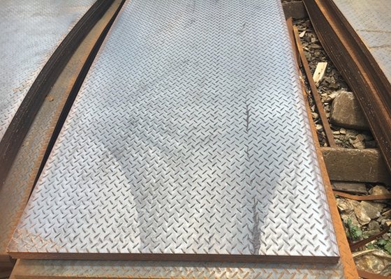 Carbon Steel JIS SS400 Hot Rolled Checkered Steel Plate For house Building