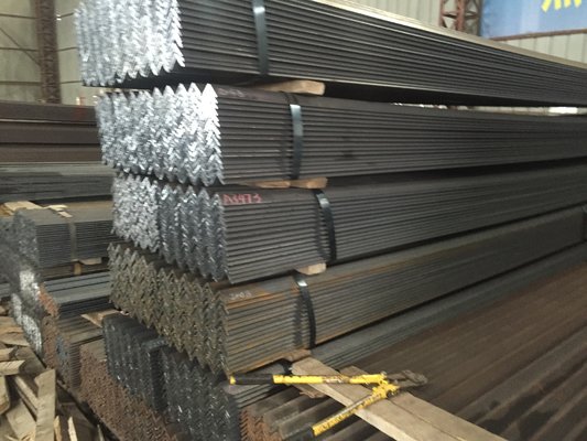 GB Q235B Q345BConstruction Mild Steel Angle bar  in size 60*5