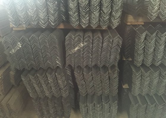 Engineering Structural Steel Equal Angle Bar S355JR Angle Bar For Ship / Tower