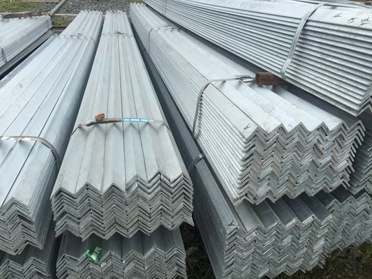 Hot Rolled Heating Mild Steel Angle Bar with Grade EN S235JR S355JR Material