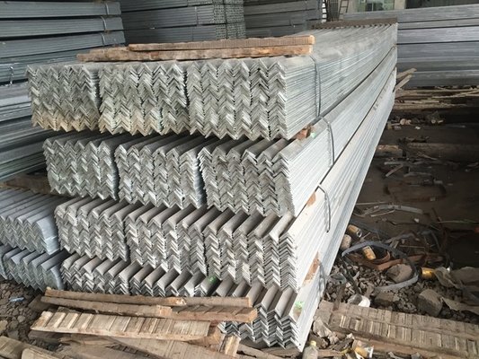 Paint Coating Mild Steel Angle Bar wirh grade ASRM A36 A572  For Building / Bridge / Project Material