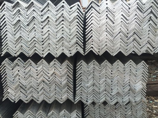 Paint Coating Hot Rolled Mild Steel Angle Bar with grade EN S235JR S355JR for Building / Bridge / Project Material