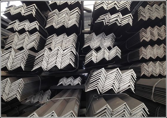 Paint Coating Hot Rolled Mild Steel Angle Bar for Building / Bridge / Project Material