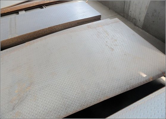 A36 Checkered Steel Plate with Black / Galvanizing Surface Custom Size