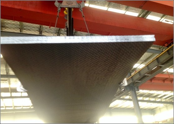 SS400 Checkered Steel Plate , Cutting Available Carbon Steel Sheet Metal