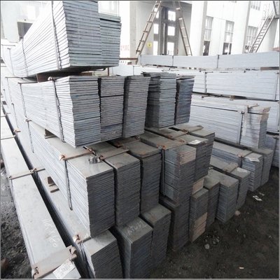 Galvanized Q345B Carbon steel Flat Bar with Flat Surface for building construction