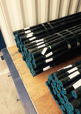 Building Material Low Carbon Hot Rolled Solid Steel Bar Cutting / Bending