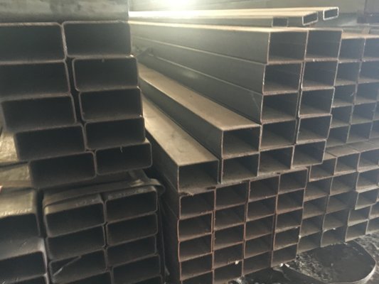 Low Carbon Hollow Section Q235 Square Steel Pipe for Structural Beam 20 * 20 * 1.5mm