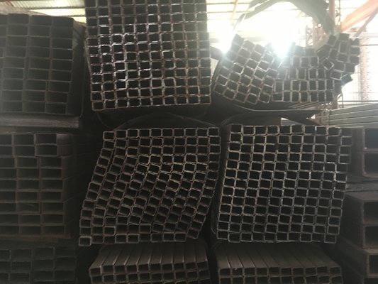 Low Carbon Hollow Section Q235 Square Steel Pipe for Structural Beam 20 * 20 * 1.5mm