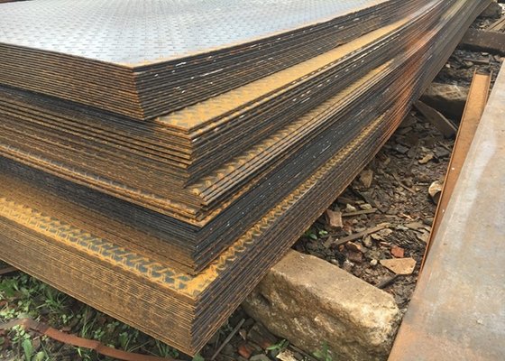 Hot rolled Mild Steel Diamond Plate Sheet A36 for Non Slip Stair Treads / Checker Plate Flooring