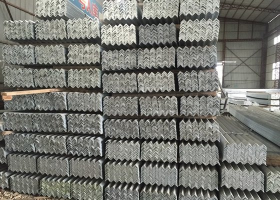 S355JR Material Mild Steel Angle Bar With Hot Rolled Heating / Drilling Hole