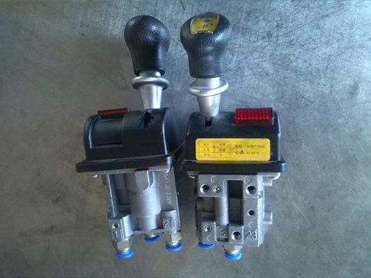 SINOTRUK truck part manual control valve lifting valve 14750667H