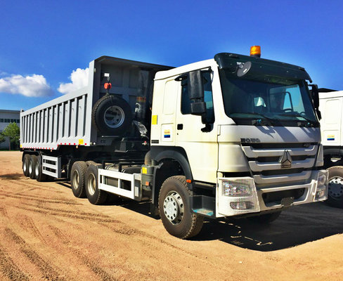 70 Tons Custom End Dump Trailers High Strength Steel Chassis For Safety Driven