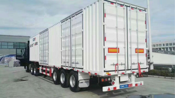 3 axle 13M Box Semi Trailer , Strong Corrugated Box Van Type Trailer , 50 Tons CIMC Dry Van Trailer