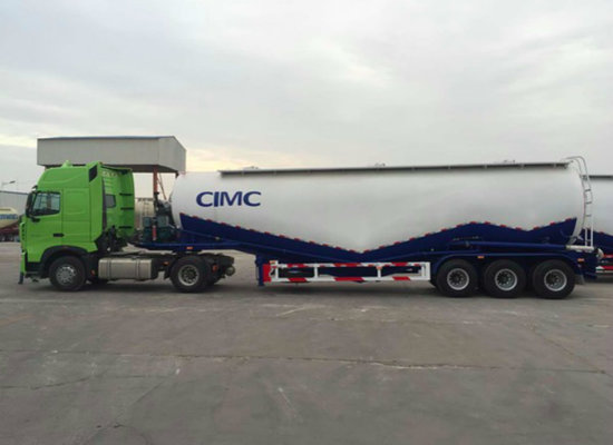 3 Or 4 Axles Bulk Cement Tanker Trailer V Silo Shape 50m3 Standard 28T