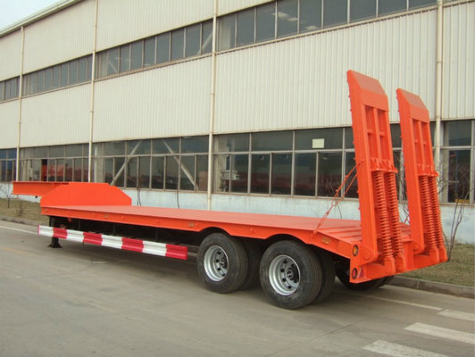 Low Bed Industrial Flatbed Semi Trailer 24ton Lifting Capacity For Construction