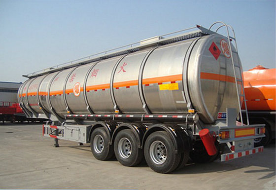 Hydrogen Peroxide Liquid Tanker Loads For Transporting Chemical Liquid