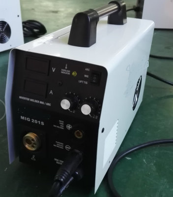 Professional MIG CO2 Welding Machine Single Phase With Digital Display