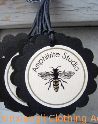 Lovely Circle Clothing Hang Tags , Kids Apparel Custom Hang Tags With String