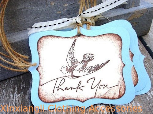 Custom Kraft Paper Hang Tags For Kids Clothing With Deboss Logo 4.5x7cm , 5x10cm