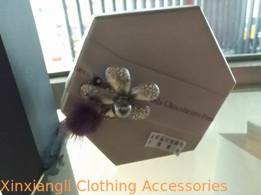 Magnetic Closure Clothing Gift Boxes , Cardboard Christmas Gift Boxes Good Tenacity