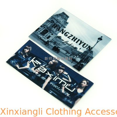 Fashion Silk Screen Clothing Labels With Customized Color And Logo Design