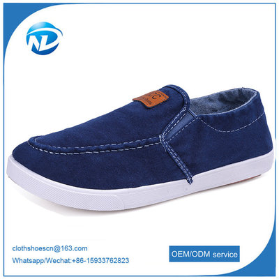 Simple Design Slip-on Canvas Men Shoes Male Students Casual Shoes supplier