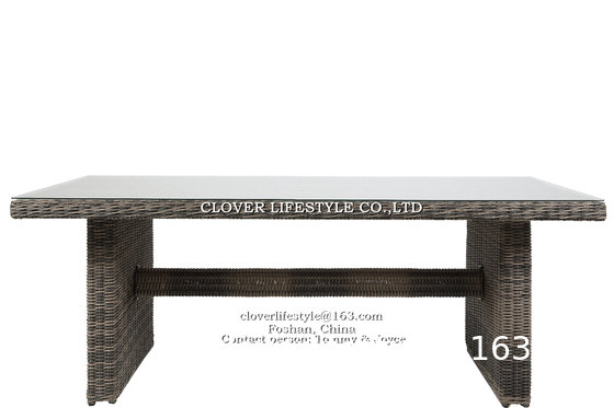 Round wicker dining table  for Home,Hotel,Garden and Beach by Clover Lifestyle Outdoor Furniture China Leisure furniture