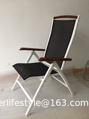 Folding chair with powder coating aluminum frame + Textilene + teak wood by Clover Lifestyle