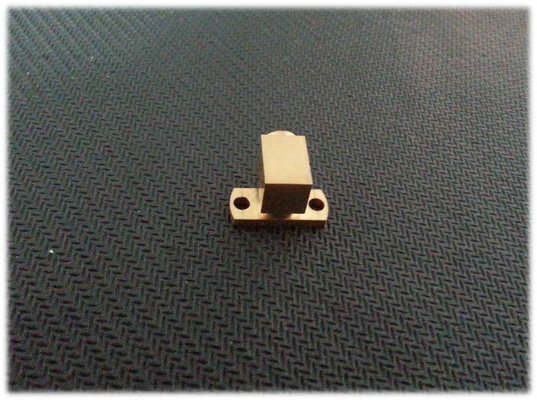 El CNC por encargo del cobre dio vuelta a piezas que trabajaban a máquina de la precisión del servicio/CNC de las piezas