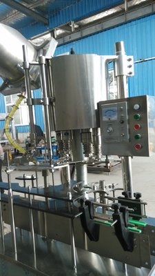 6000BPH Bottle Automatic Capping Sealing Machines For PET Bottle Or Glass Bottle