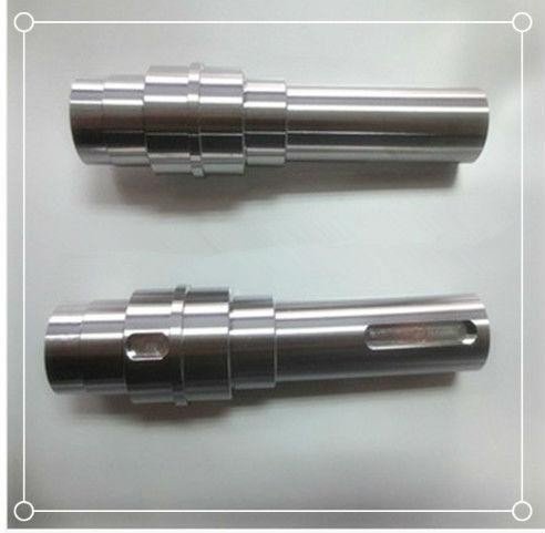 Torno del CNC que da vuelta al acero inoxidable trabajado a máquina médico de las piezas que trabaja a máquina la alta precisión 0.002m m