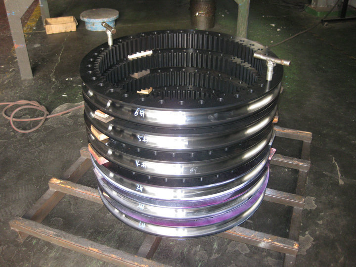 Hardening Treatment 17CrNiMo6 Heavy Steel Forging Annular Gear For Wind Turbine