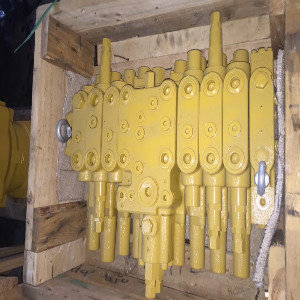 CAT E70 excavator distributor valve