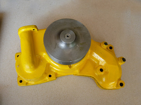 6D95 6D102 6D114 6D125 6D155 6D170 engine water pump ,  6151-62-1104  6736-61-1202