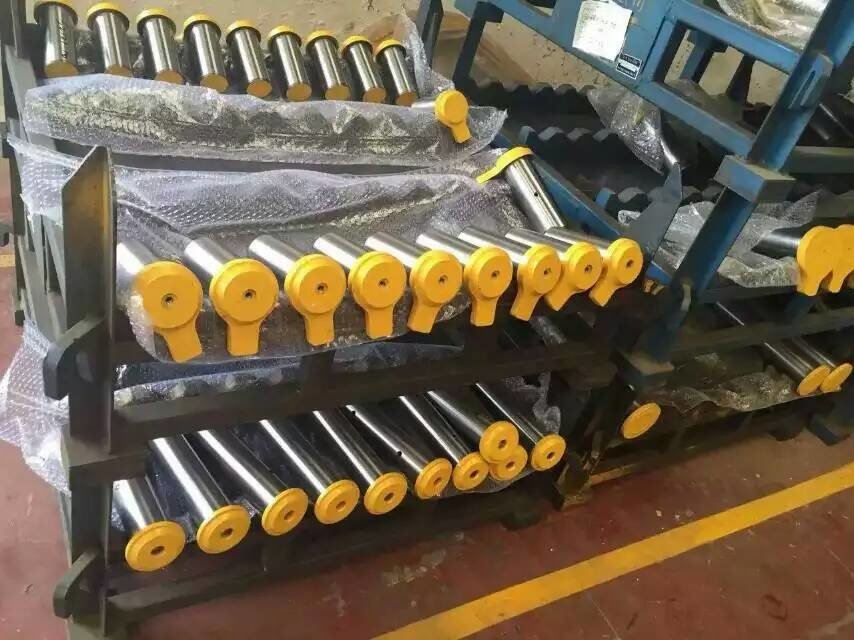 komatsu PC60 PC120  PC130  PC200  PC300  PC360 PC400 PC450 PC650 PC750 PC800 PC1100 PC1250  excavator  pin
