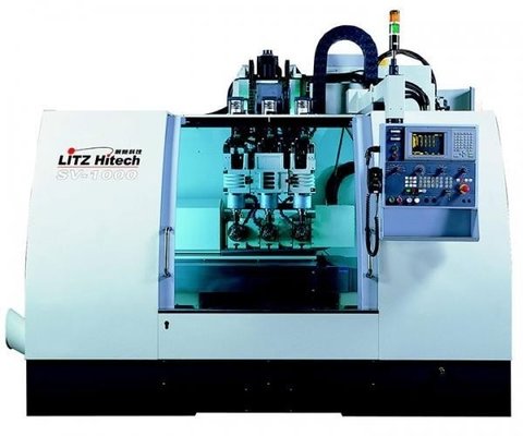 Tight Tolerances CNC Milling Center , 3 Axis Machining Center Automatic Lubrication