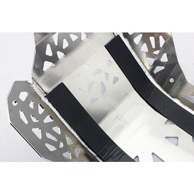 Cnc Motorcycle Parts Accessories Motor Cycle Engine Guard Skid Plate Engine Guard Protector